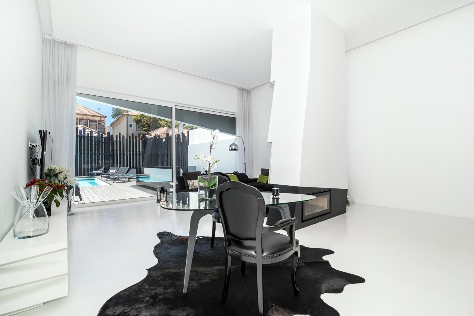 Photo 6 of 21 in House in Pêro Alenquer Street by Traço Alternativo - Dwell