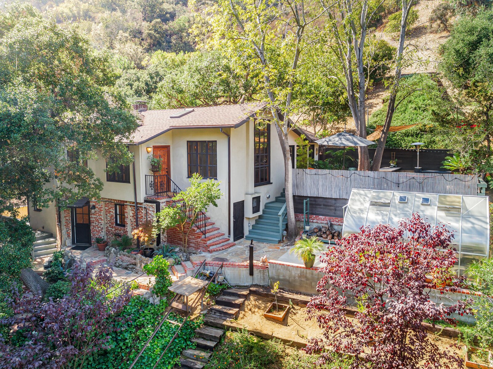 Designer Owned 1920’s Laurel Canyon Home Lists for $2.595M (8 Photos) - Dwell