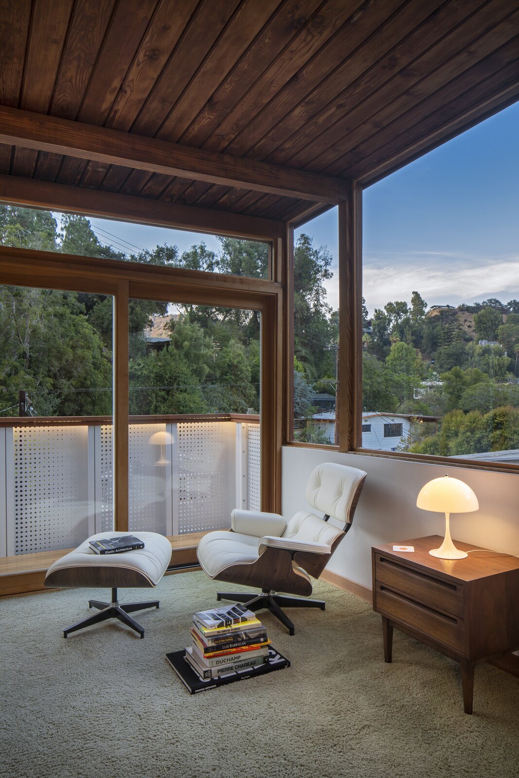 Photo 1 of 6 in Award-Winning Architect Stephen Phillip's Tree House ...