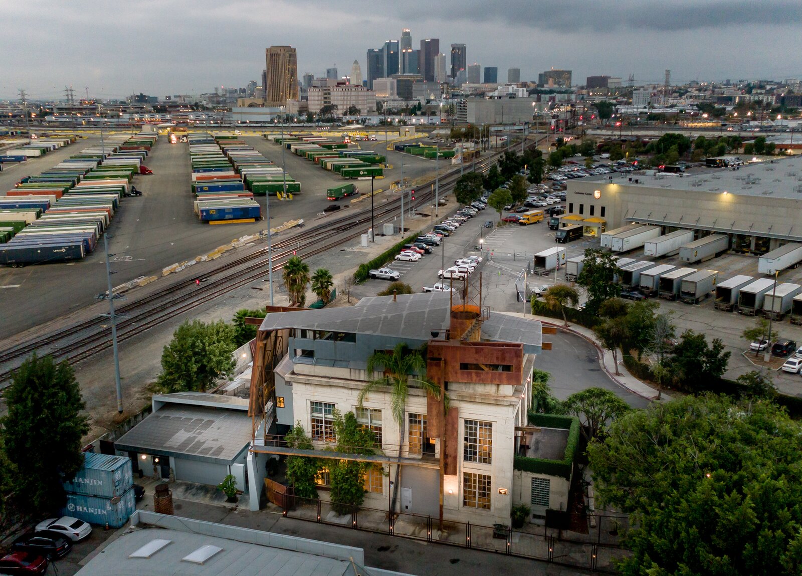 Photo 1 of 22 in AIA Award Winning Architectural Landmark Designed by ...