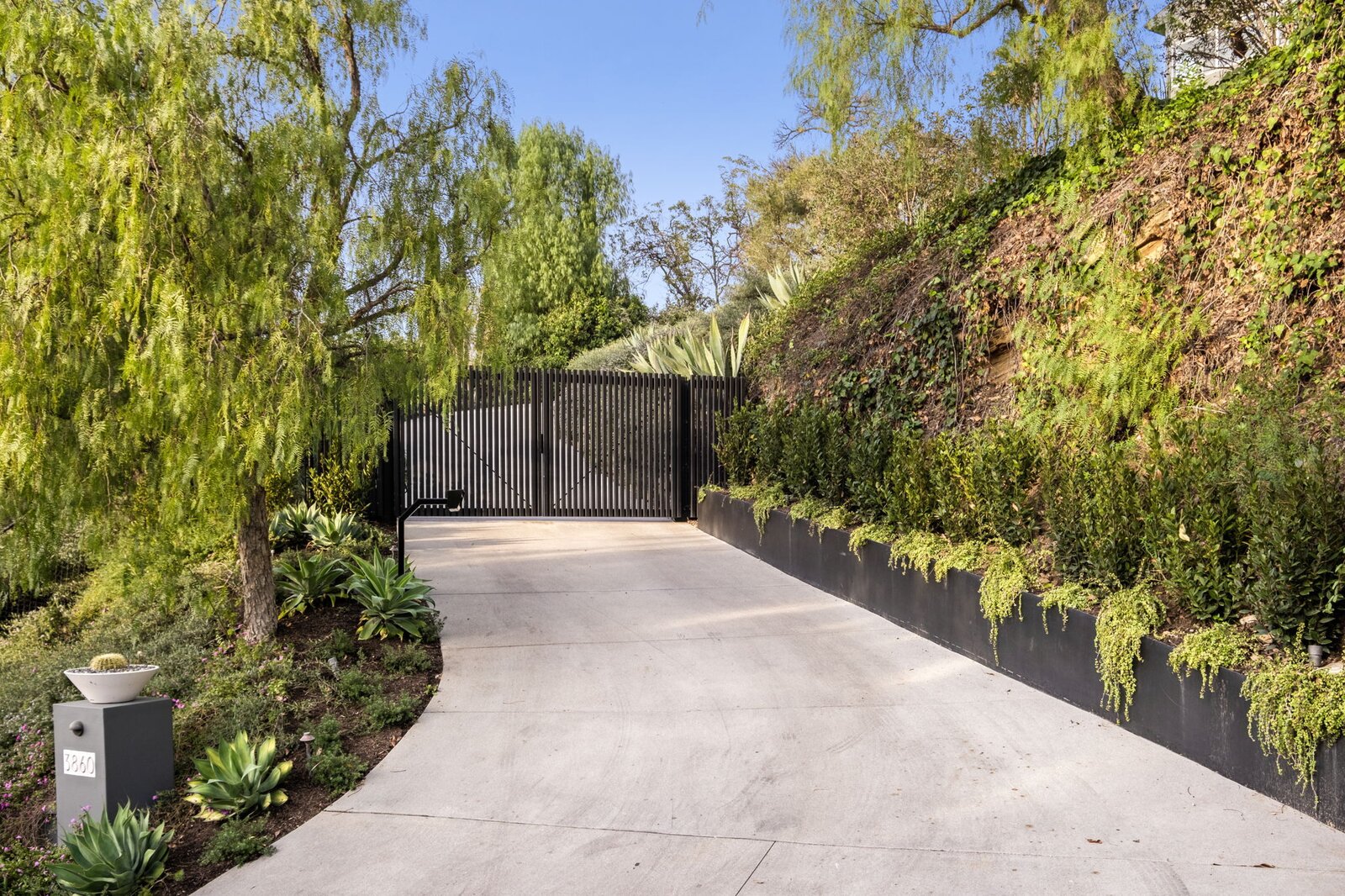 Photo 2 of 15 in Commercial Director John Dolan and Pastry Chef Sarah ...
