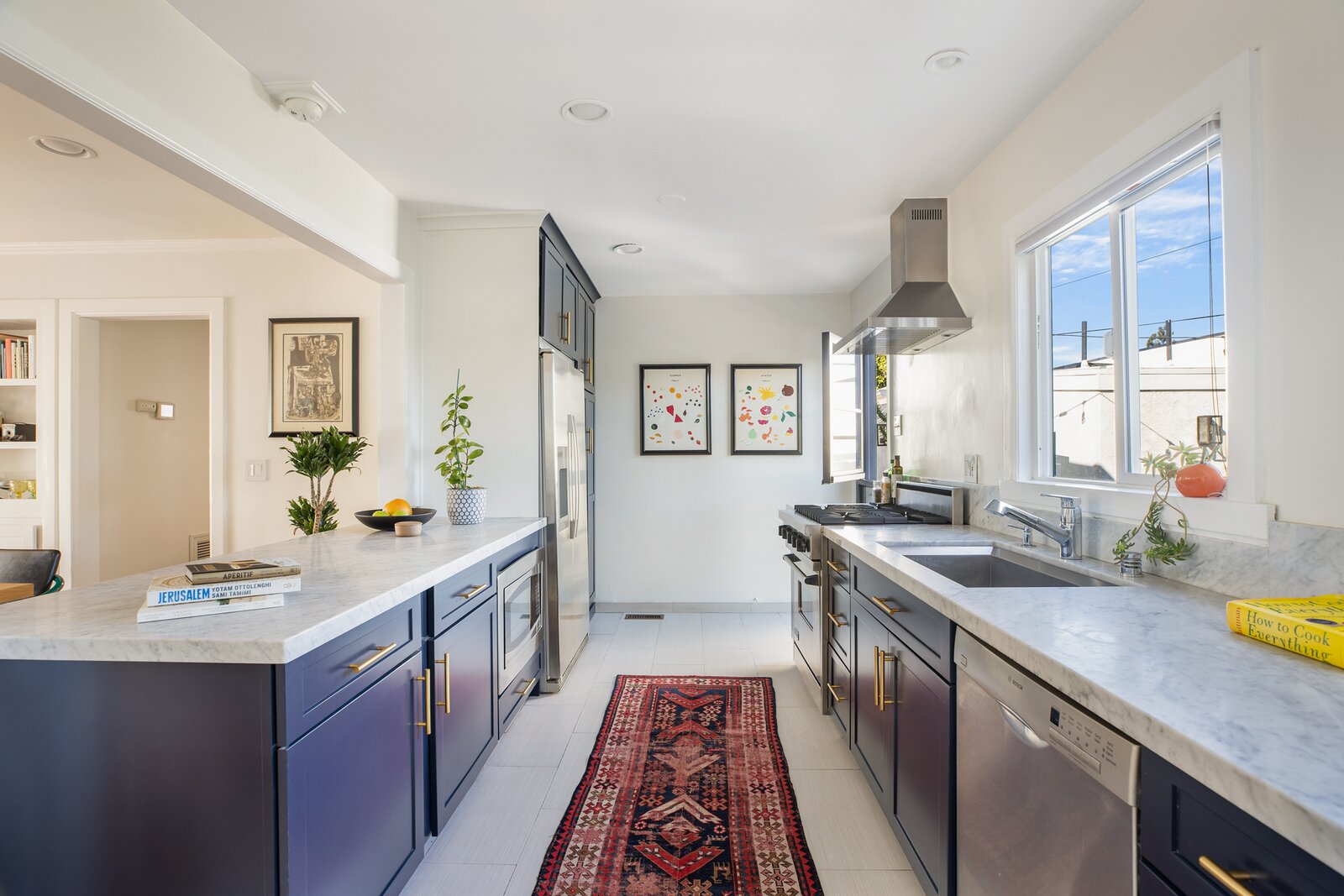 Photo 3 of 12 in Mid-Century Modern Spanish Bungalow Listed For ...