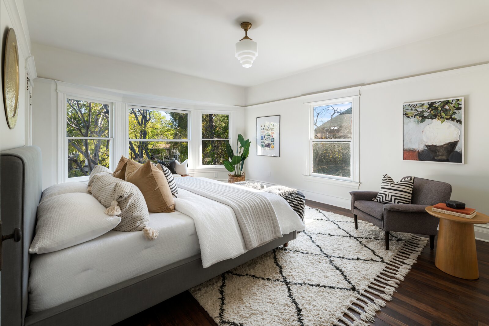 Photo 9 of 12 in Restored G.W.E. Griffith 1903 Historic Craftsman Lists ...