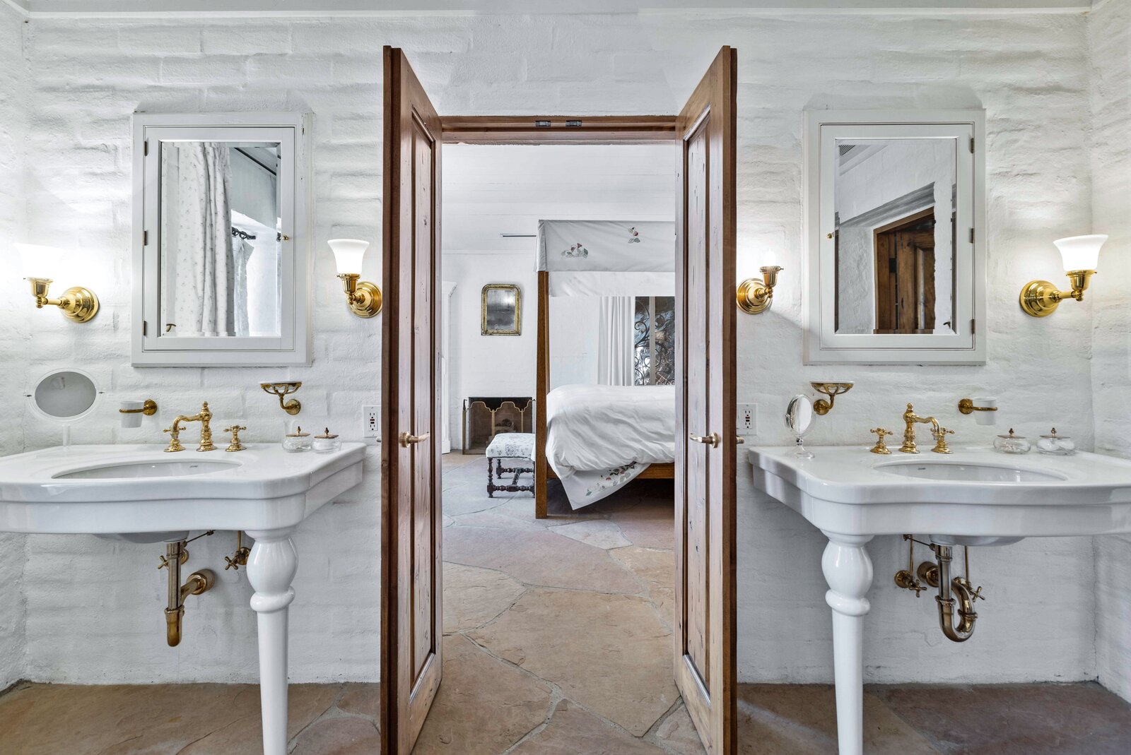 Photo 9 of 16 in 28-Acre Five-Structure Compound Five Minutes from ...