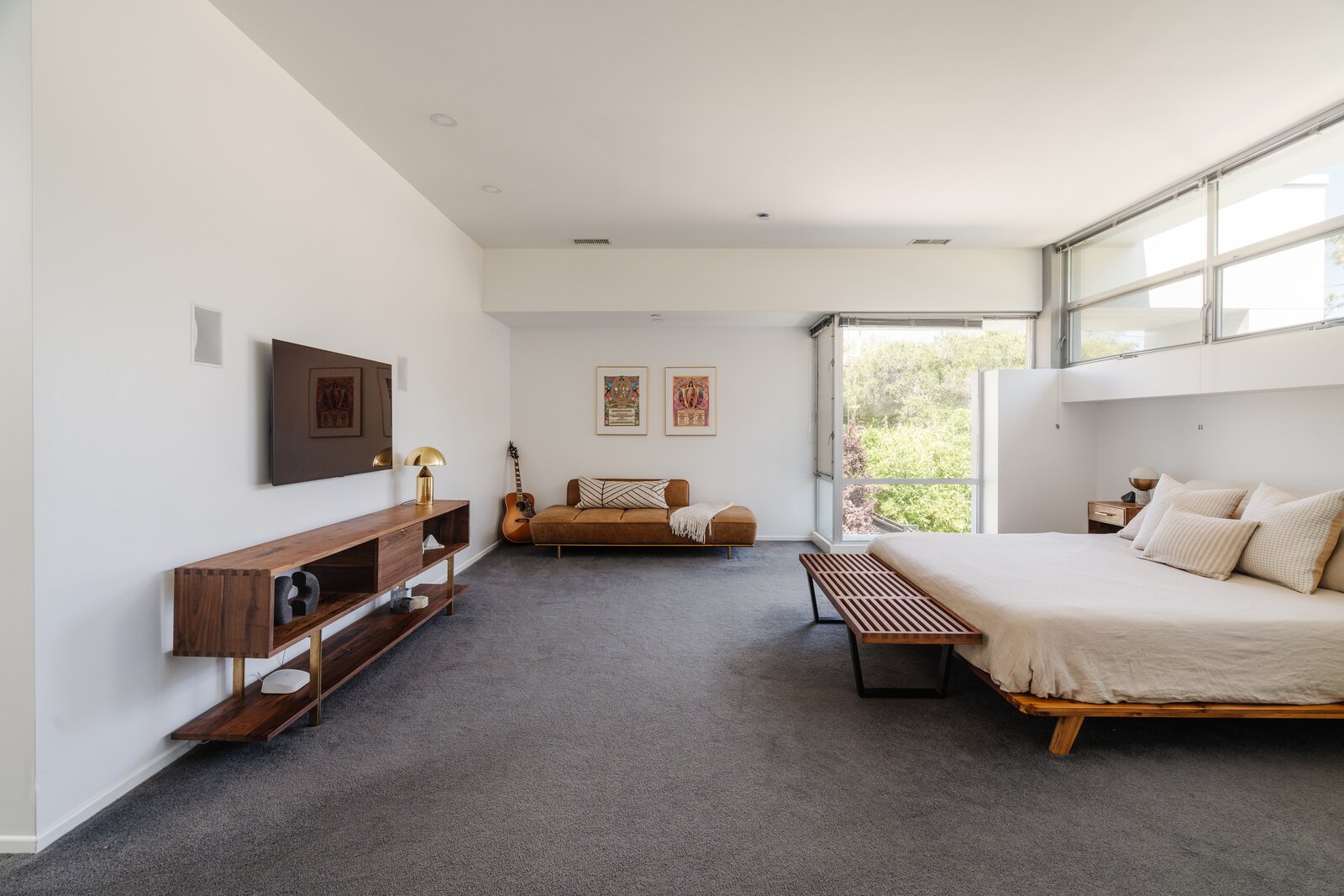 Photo 11 of 15 in Ellis David Gelman-Designed Elevated Mountain Home ...