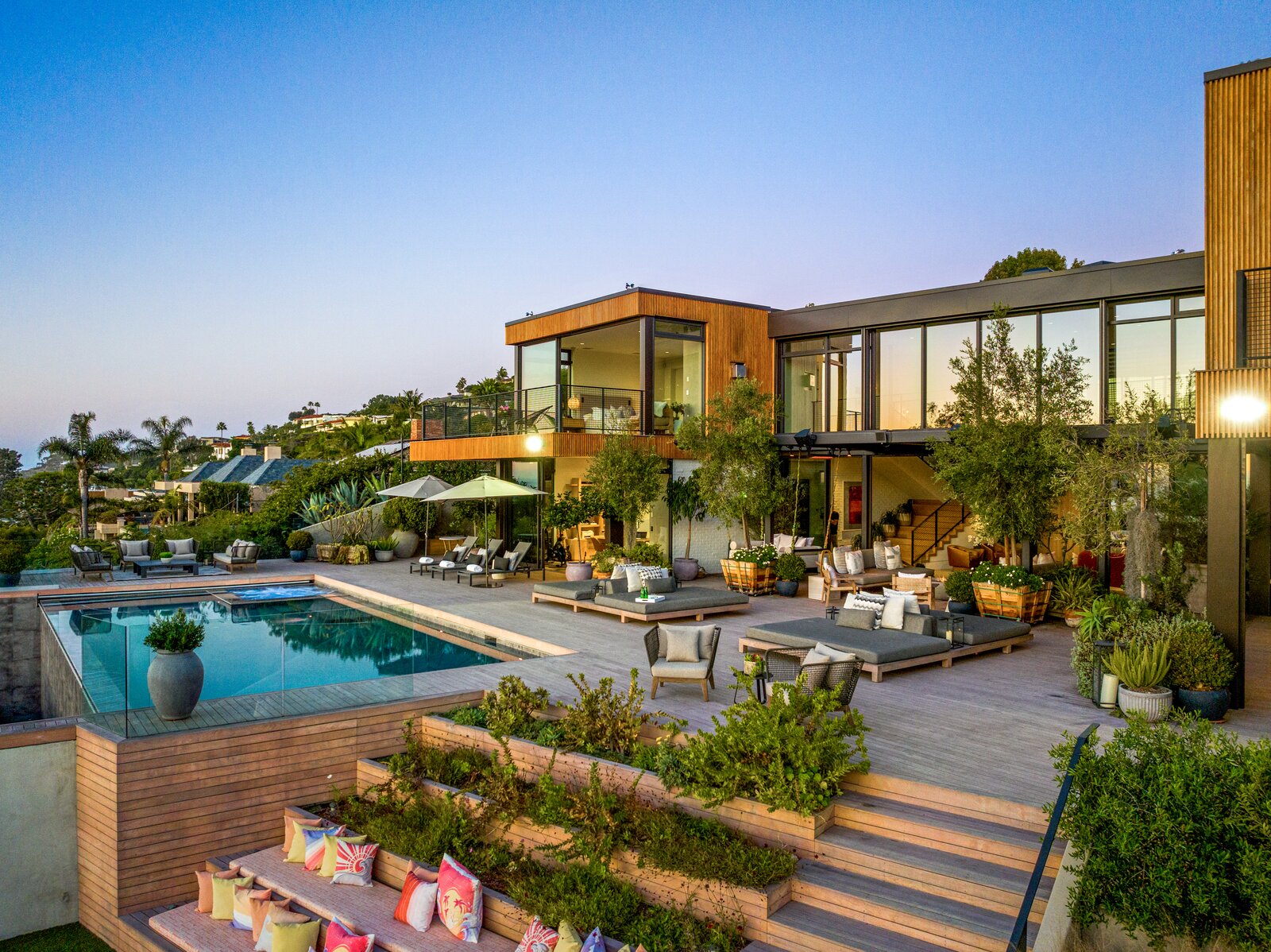 Photo 1 of 10 in $39.995M La Jolla Ocean View Estate Is One of San ...