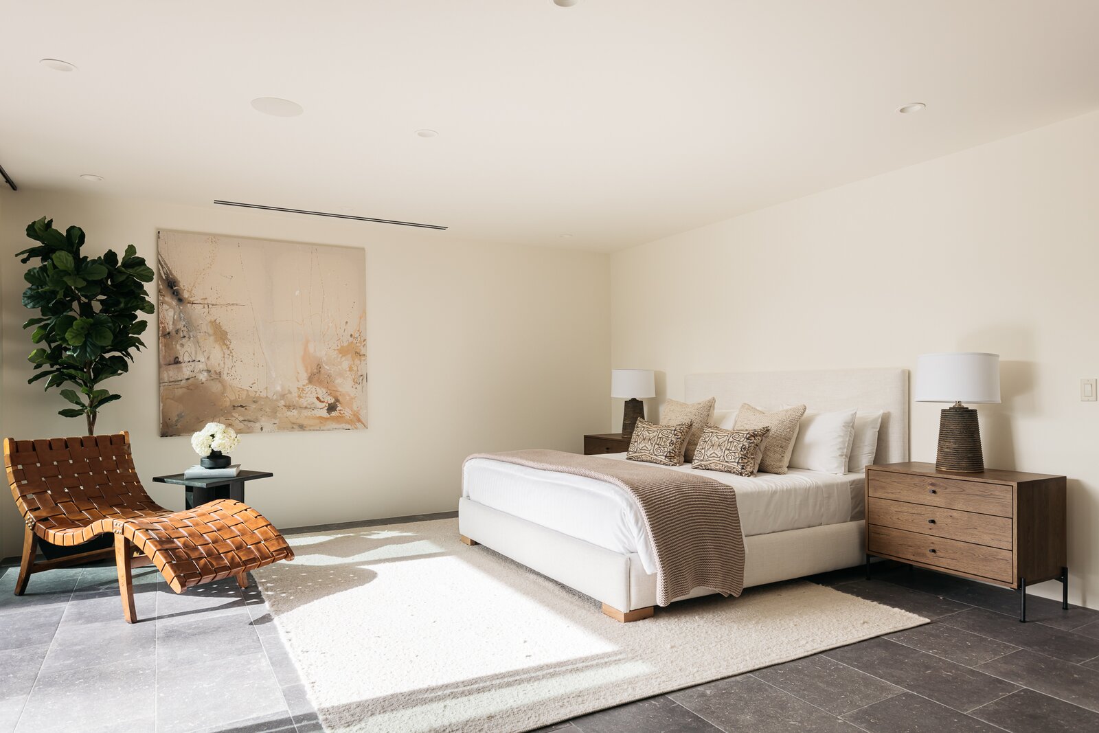 Photo 4 of 10 in Reimagined Palm Springs Residence by TED Construction, Featuring Attached ...