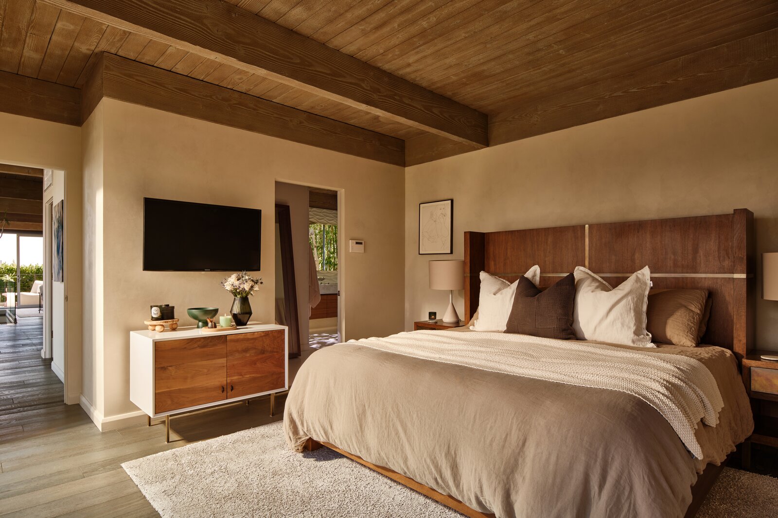 Photo 6 of 9 in Sweetfin Restaurant Owner Brett Nestadt Lists Post-and ...