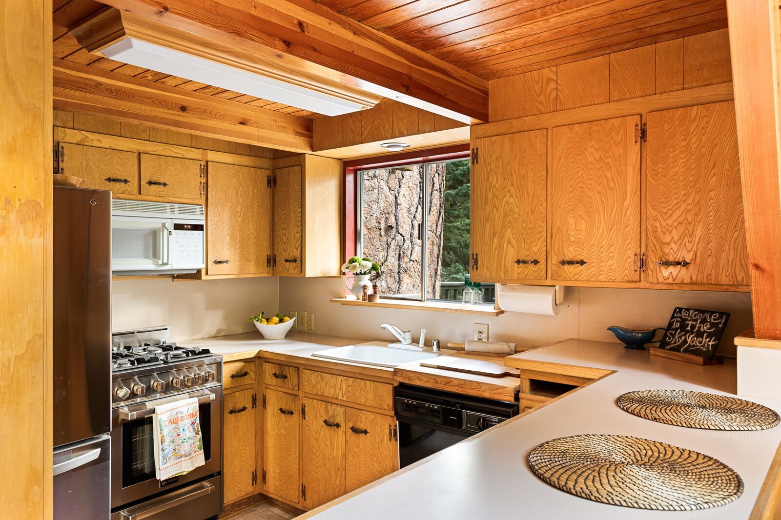 Photo 14 of 22 in Rare A-frame Cabin On Almost Half an Acre in Fern ...