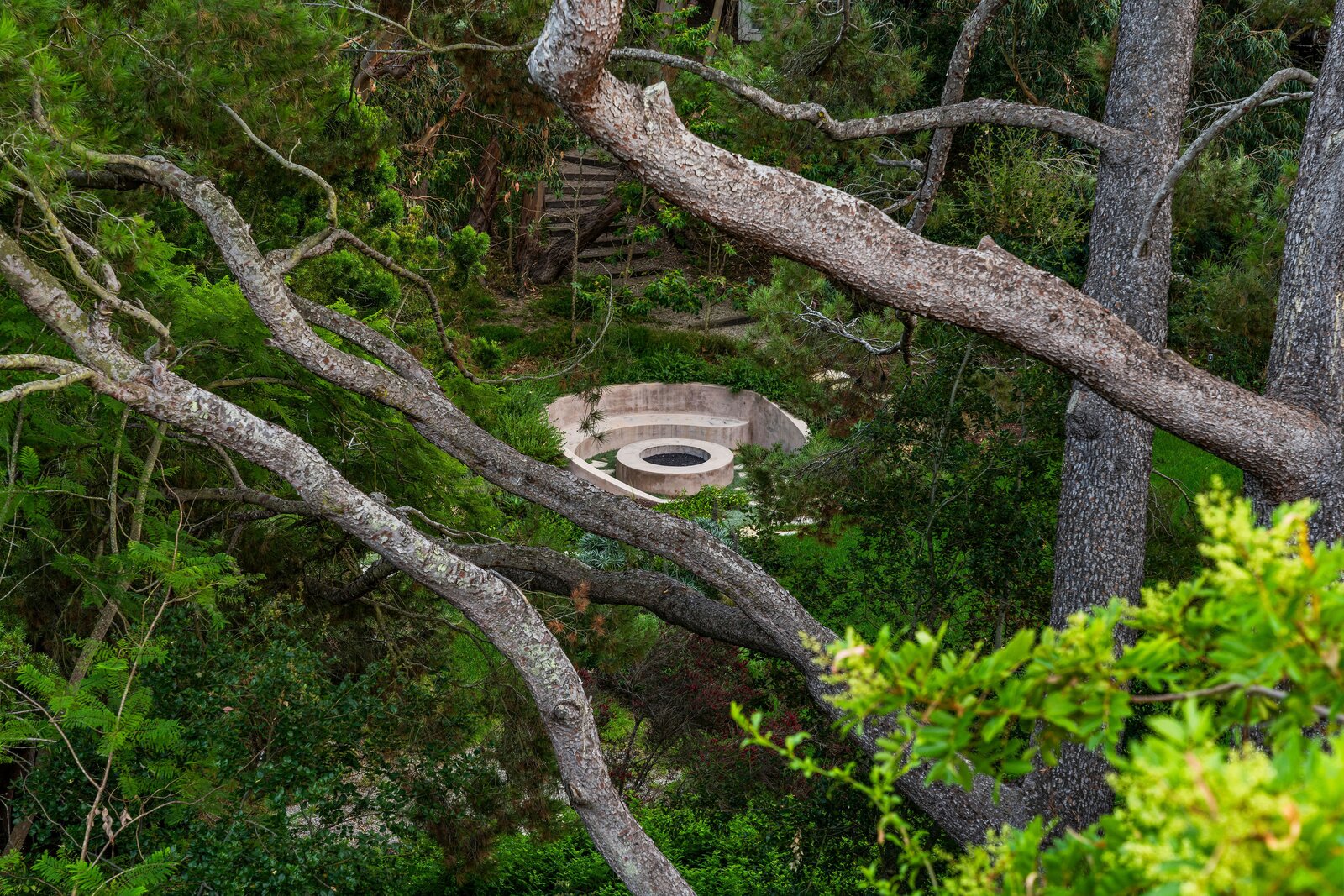 Photo 12 of 12 in Scandinavian-Inspired Architectural Treehouse With ...