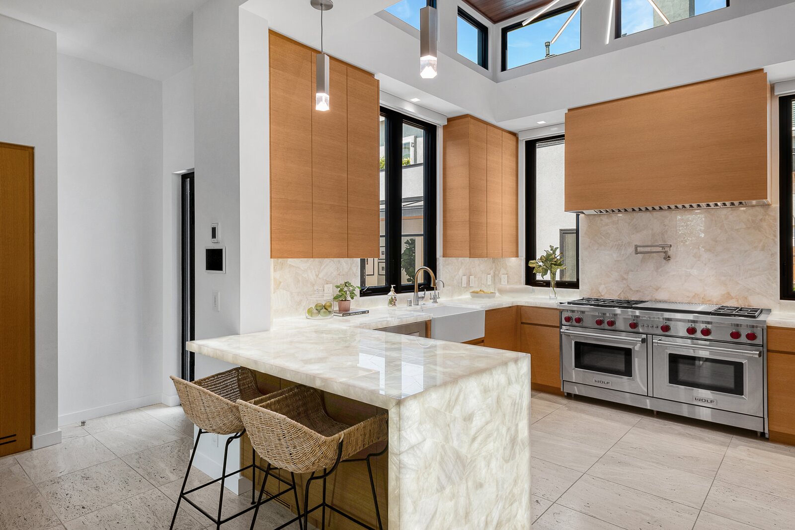 Photo 8 of 13 in Two Residence Family-Style Compound in Culver City ...