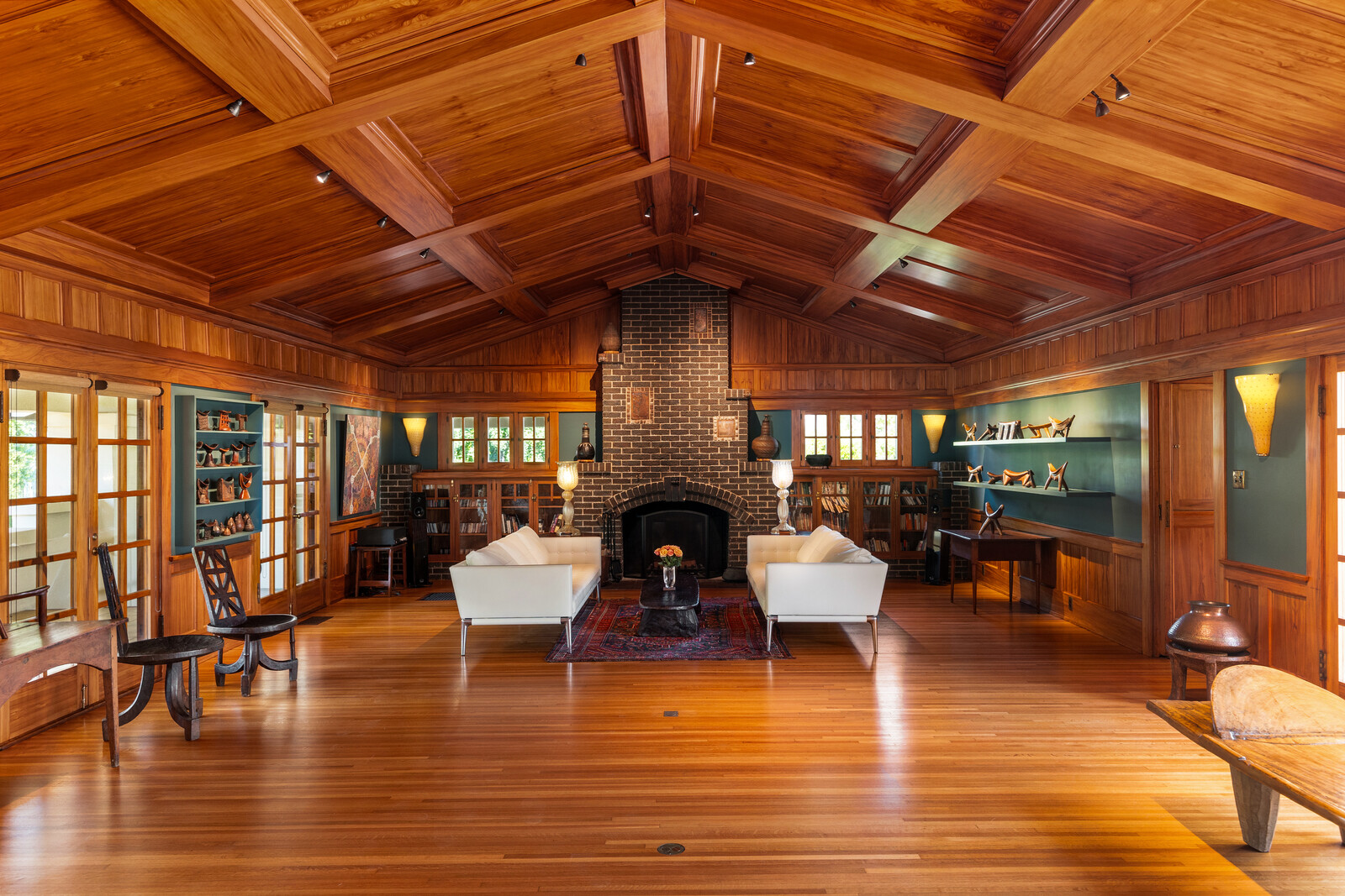 Photo 3 of 18 in Historic Waterman Home Lists for $4.195M, Blending ...