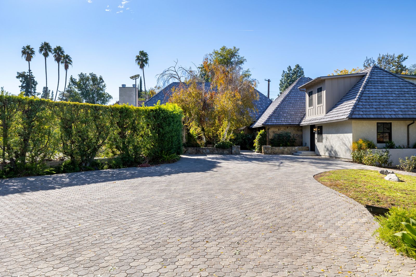 Photo 1 of 10 in Hal Levitt-Designed Country French Estate in Woodland ...