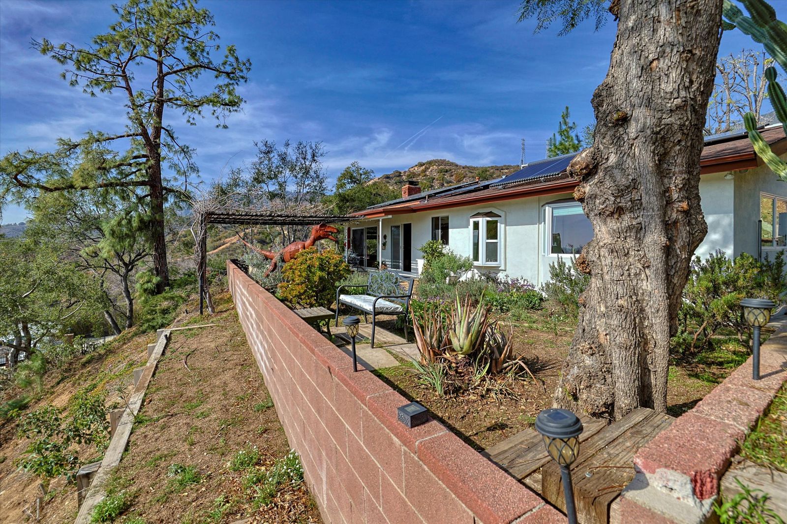 Photo 6 of 7 in Home in “ The Meadows” of Altadena Lists for $1.3M by ...