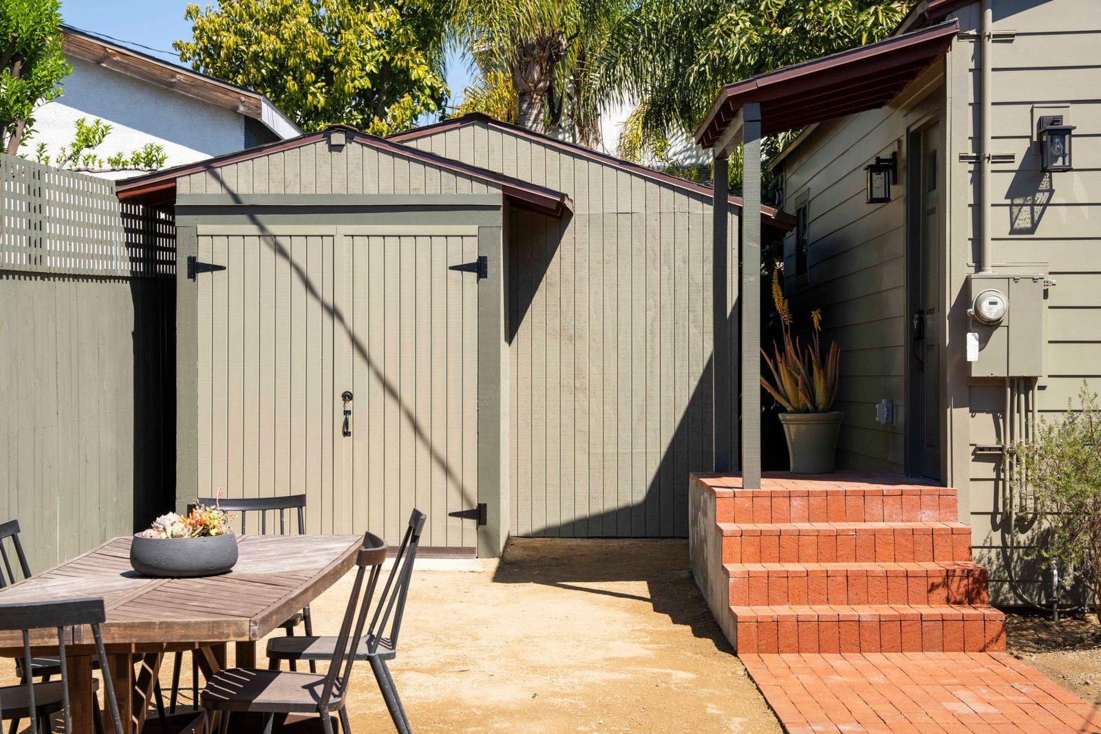Photo 9 of 10 in Redesigned Craftsman Compound in Highland Park Lists ...
