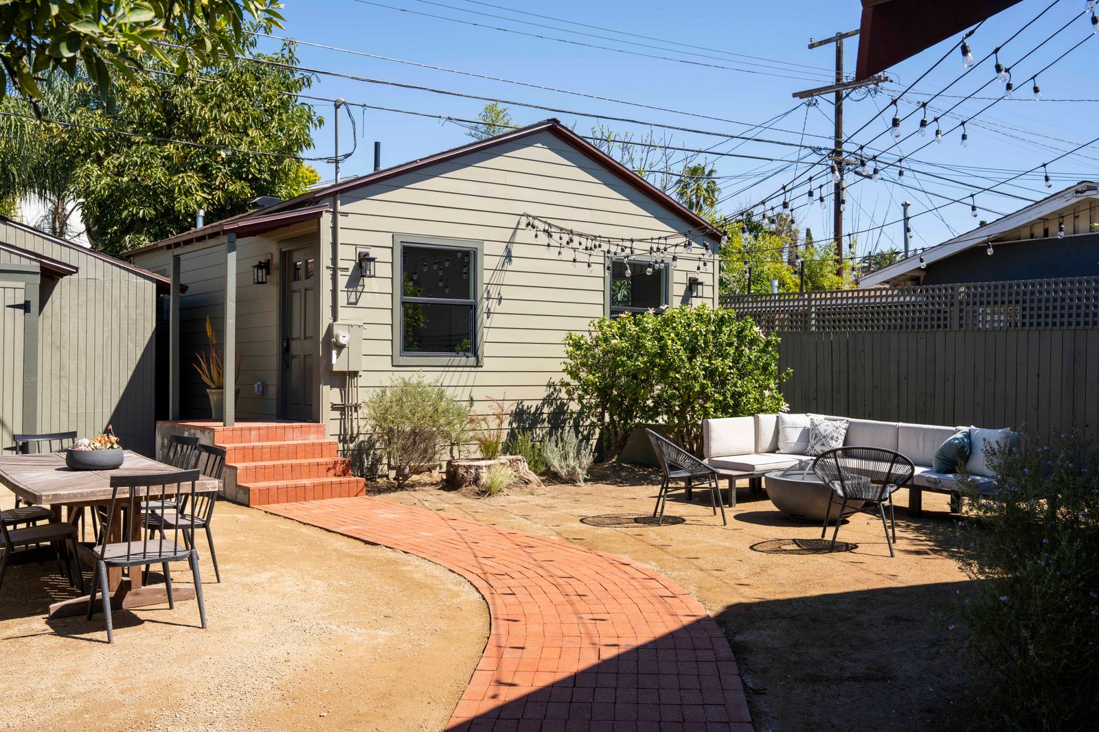 Photo 6 of 10 in Redesigned Craftsman Compound in Highland Park Lists ...