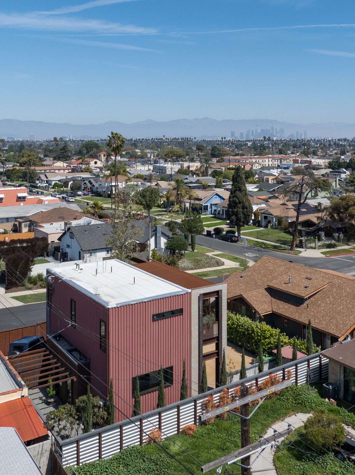 Photo 1 of 32 in Hyde Park’s 577 Compound Lists for $1.995M, Showcasing ...