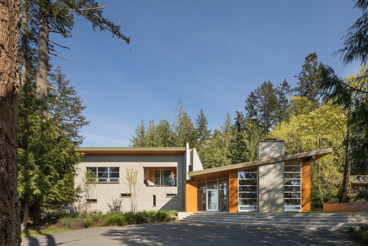 Photo 2 of 27 in Hatch-Colasuonno Home by Luis Colasuonno - Dwell