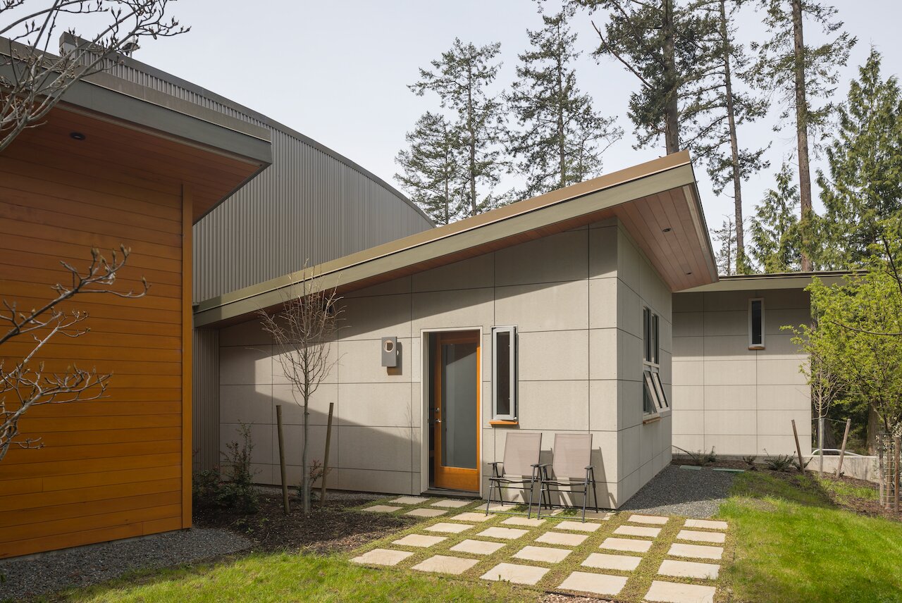 Photo 6 of 27 in Hatch-Colasuonno Home by Luis Colasuonno - Dwell