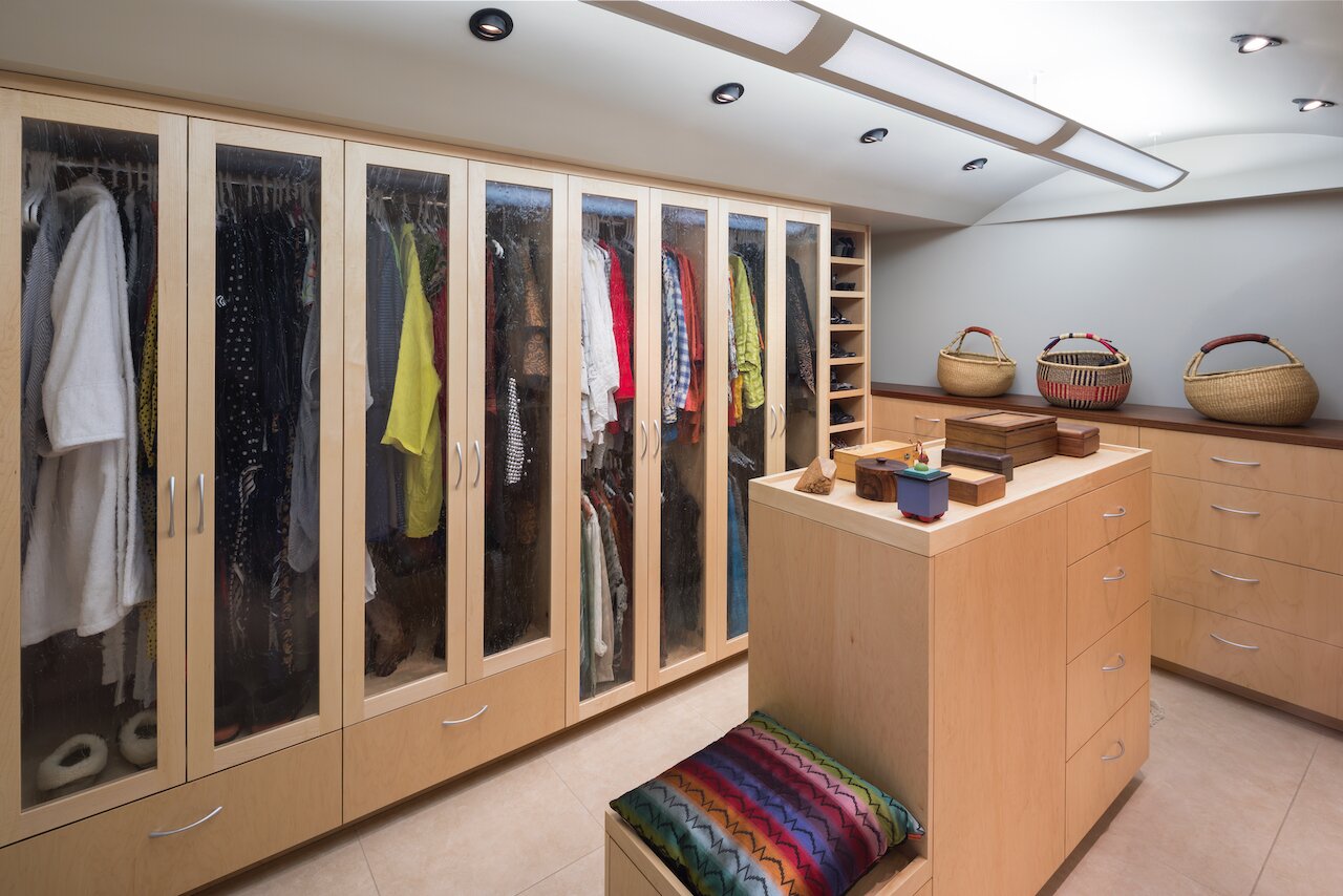 Photo 1 of 27 in Hatch-Colasuonno Home by Luis Colasuonno - Dwell