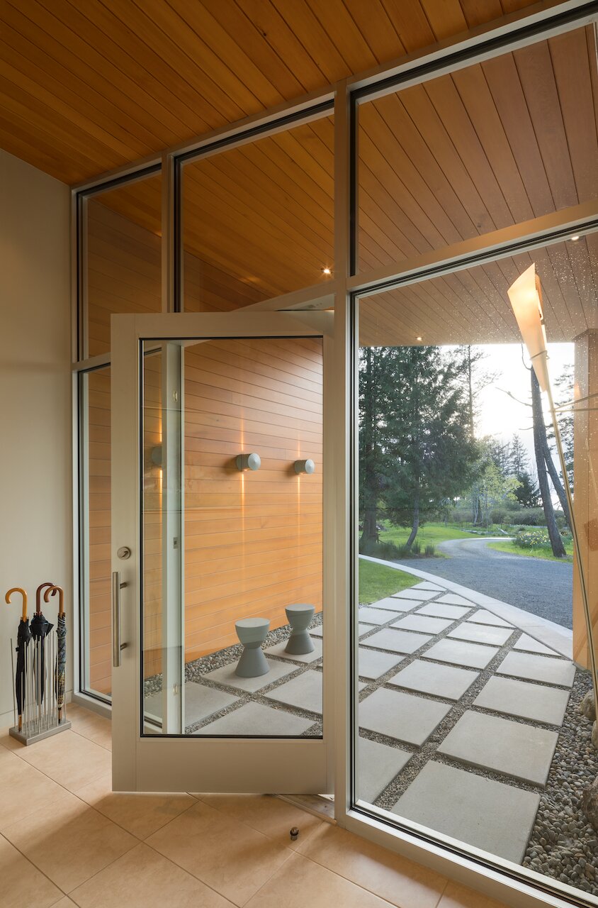 Photo 1 of 27 in Hatch-Colasuonno Home by Luis Colasuonno - Dwell