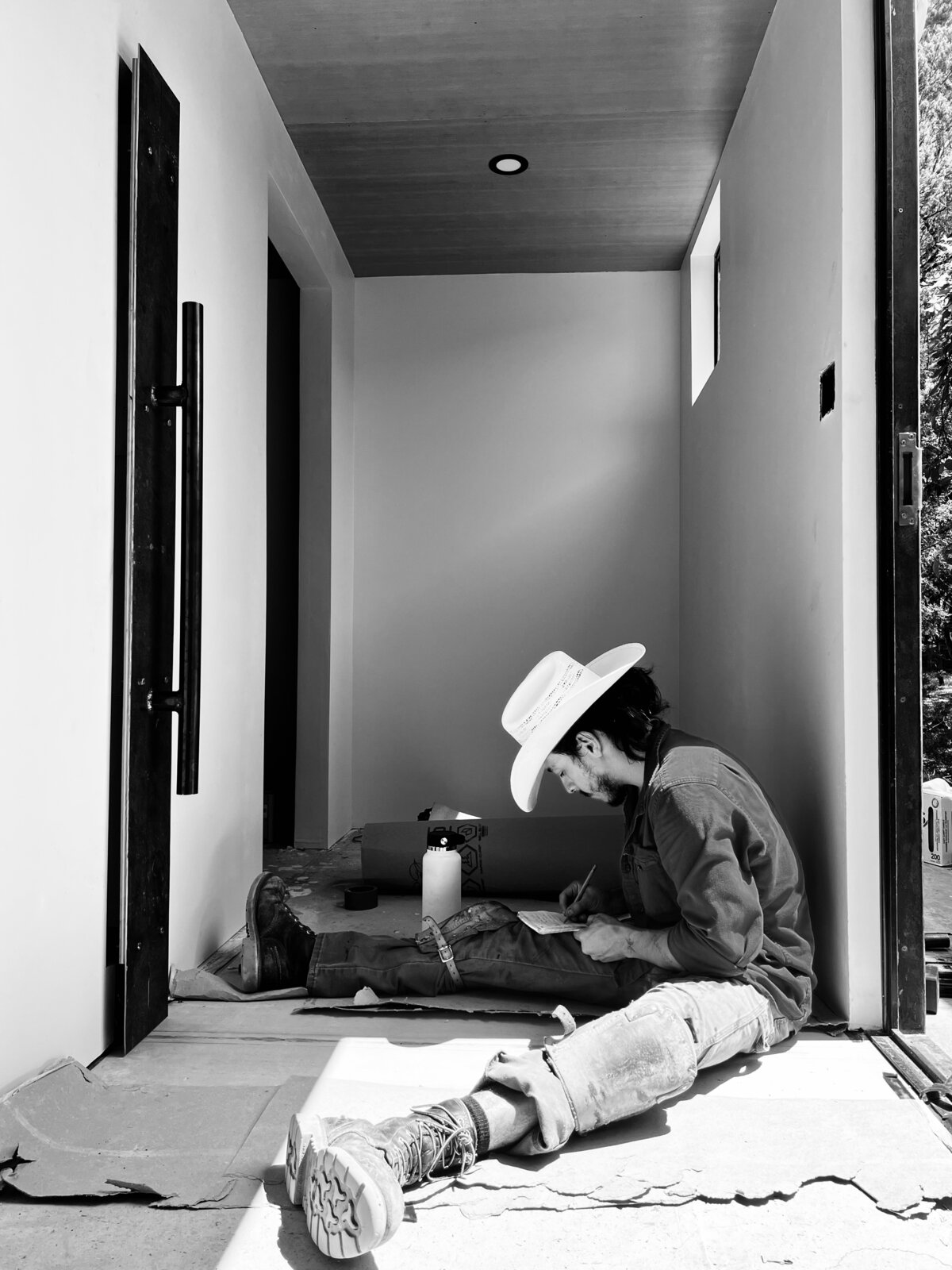 Photo 8 of 24 in Rainbow Ranch by ben newman - Dwell