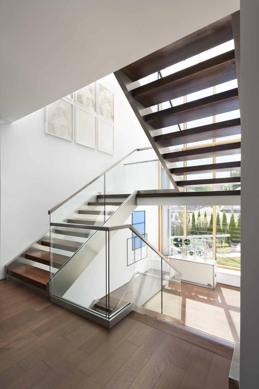 Photo 20 of 29 in Gallery House by John Wingfelder Architect - Dwell