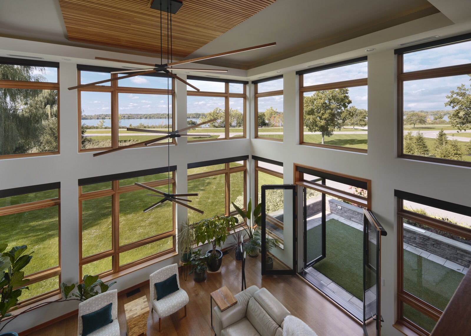 Photo 9 of 26 in Cascade House by John Wingfelder Architect - Dwell