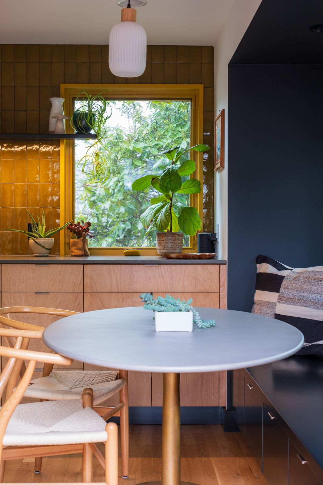 Photo 10 of 11 in West Seattle Kitchen Renovation + Tiny Addition by ...