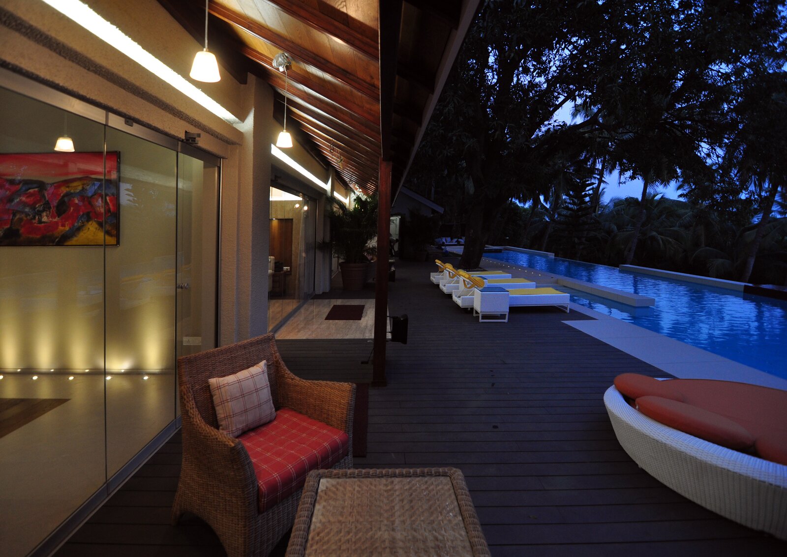 LONG POOL HOUSE posted by SHROFFLEóN (13 Photos) - Dwell