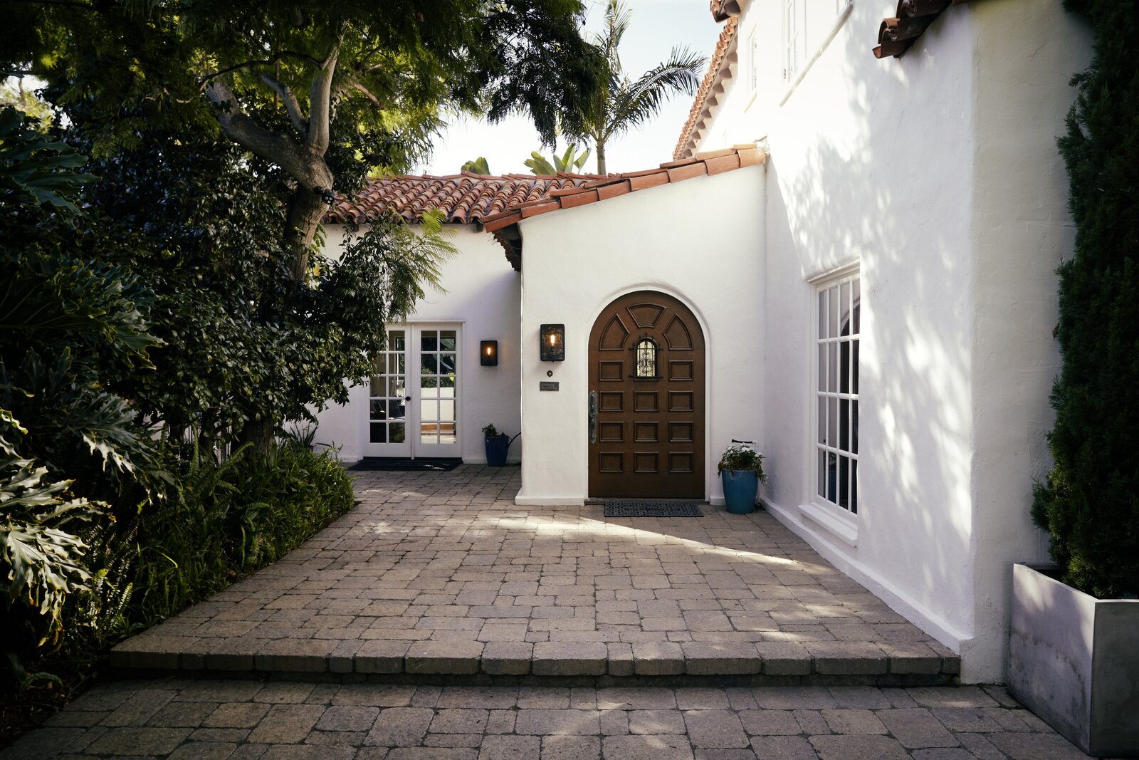 Photo 1 of 31 in The John Steven McGroarty Spec House No. 1 by Jeff ...