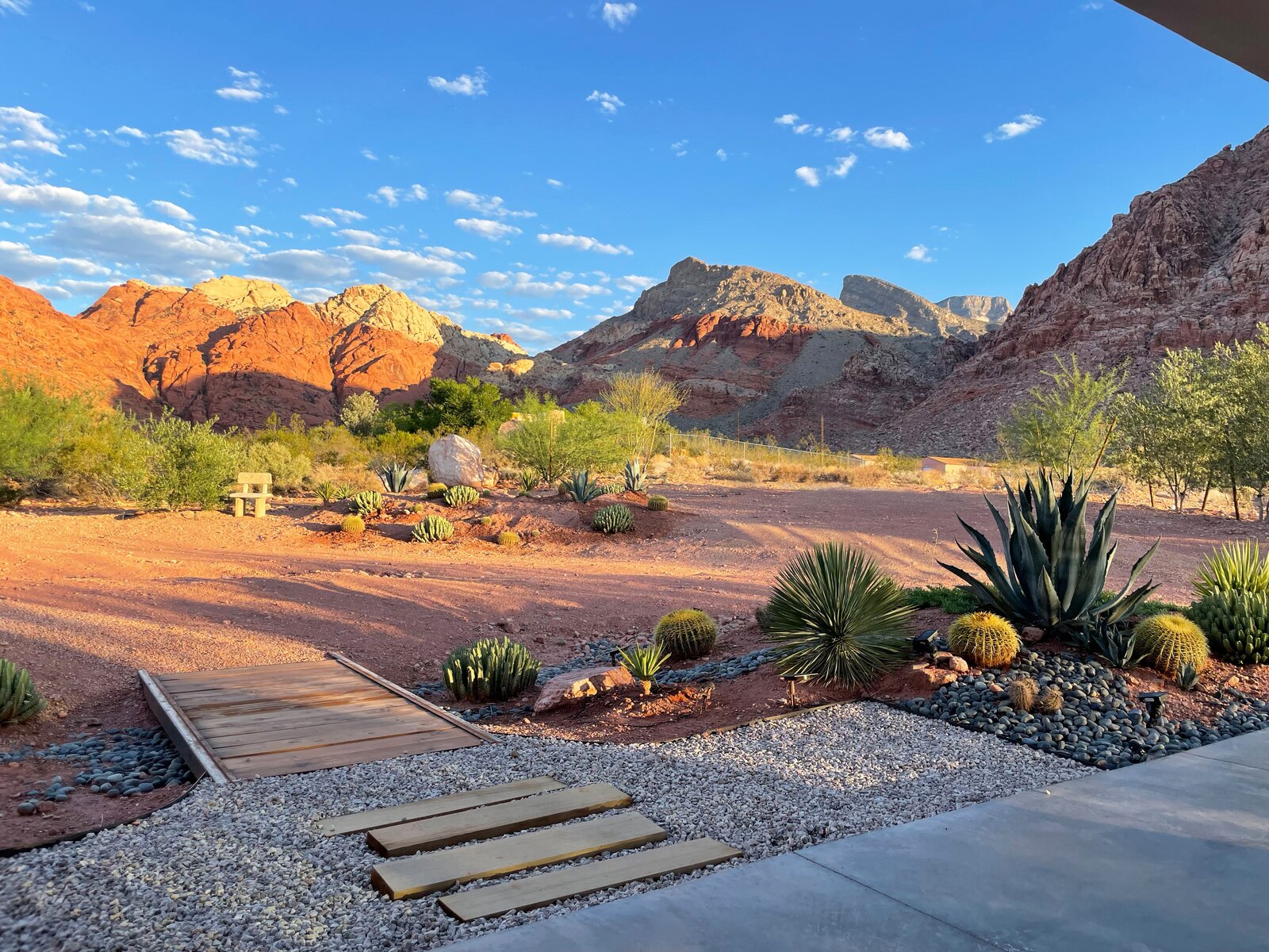 Photo 6 of 8 in Calico Basin Dream Home by Ryan Pardey - Dwell