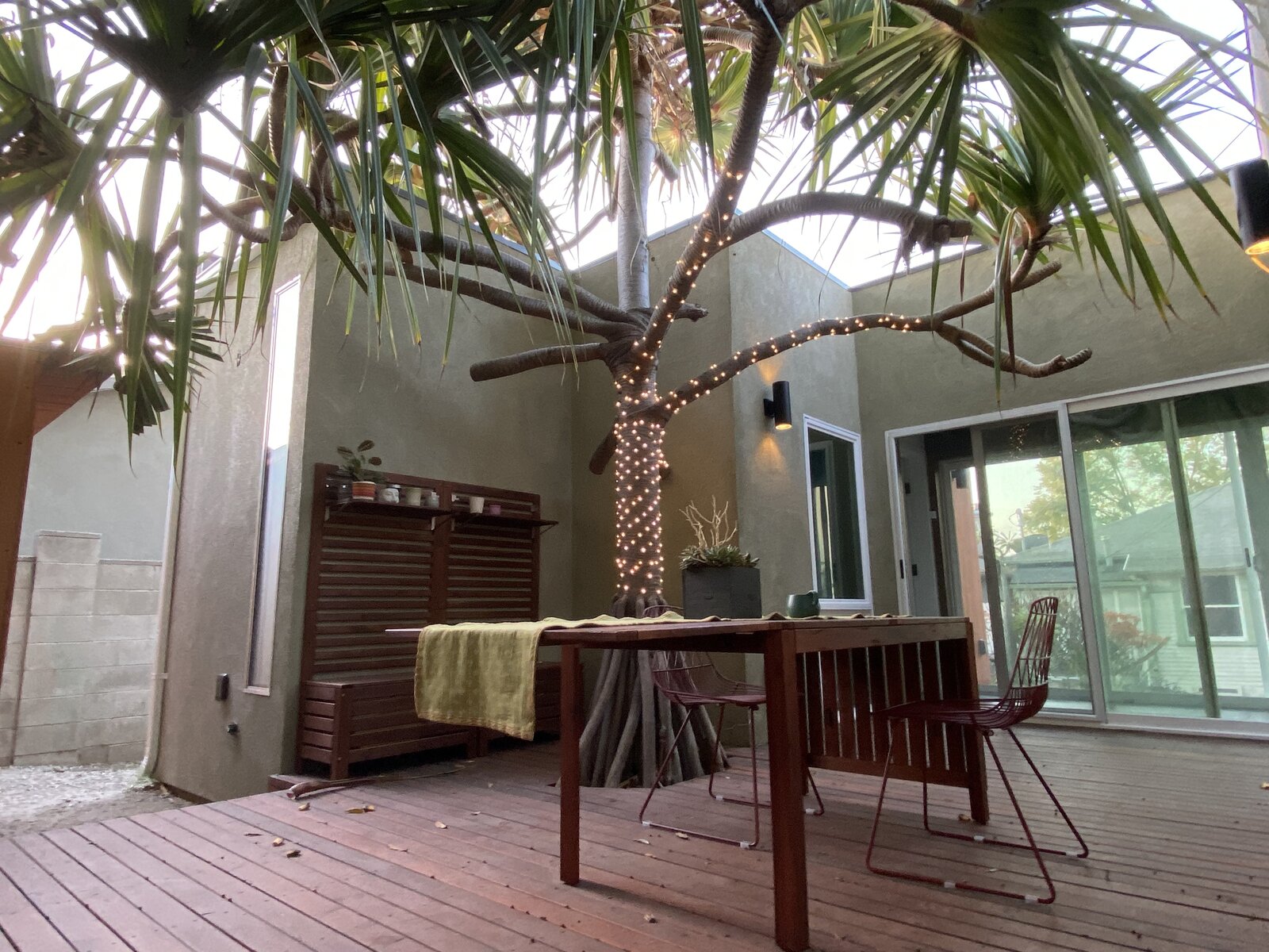 Photo 1 of 10 in The treehouse by Julien Magnat - Dwell