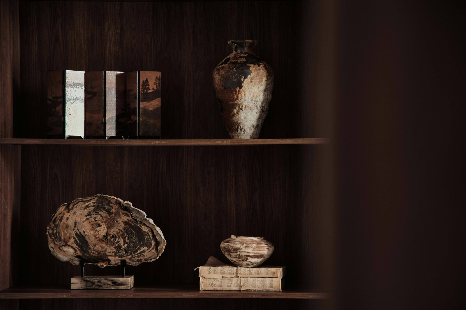 Photo 10 of 27 in Shanghai Donggang Chengfu Hotel by Shanghai Light and ...