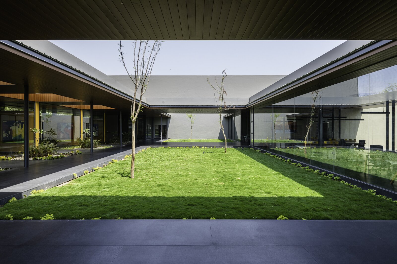 Photo 16 of 21 in THE COURTYARD OFFICE by MANY GRAY STORIES - Dwell