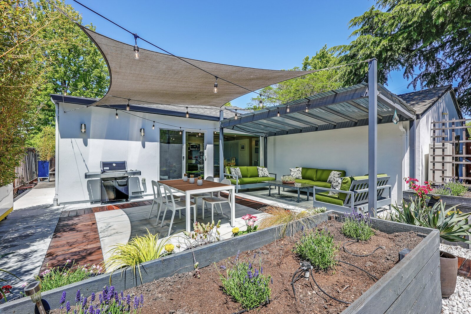 Photo 17 of 18 in The Potts House by Jasper Potts - Dwell