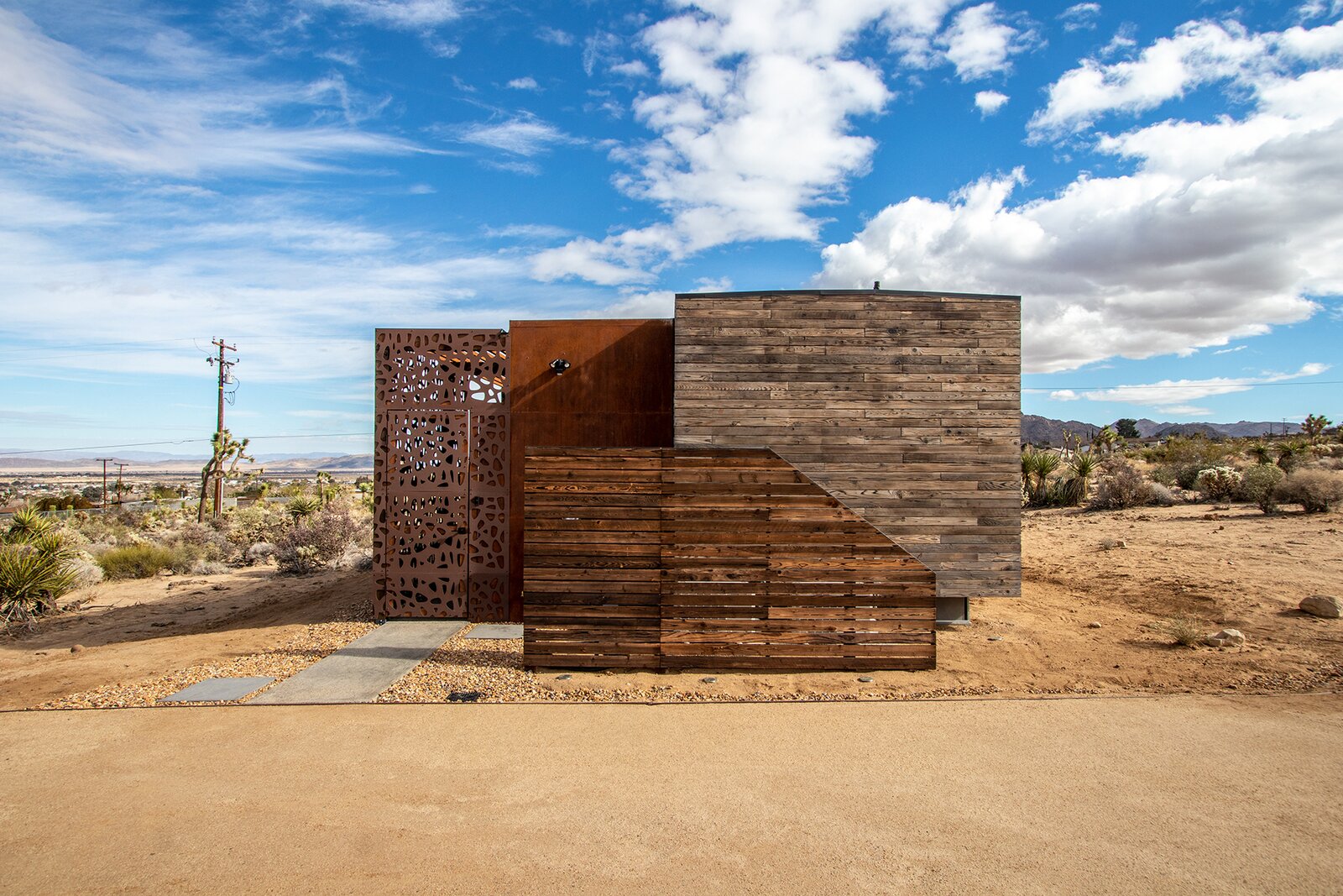 Photo 4 of 18 in Elko House by Eli Koskoff - Dwell