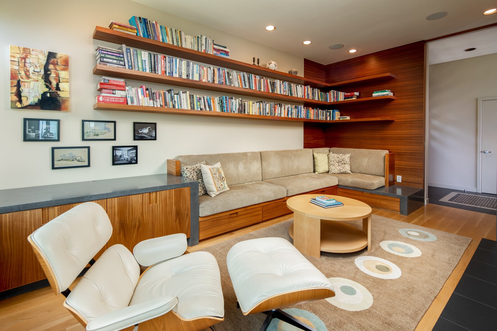 Photo 11 of 24 in Iconic Neutra Modern Home Up For Sale by Tracy Hasson ...