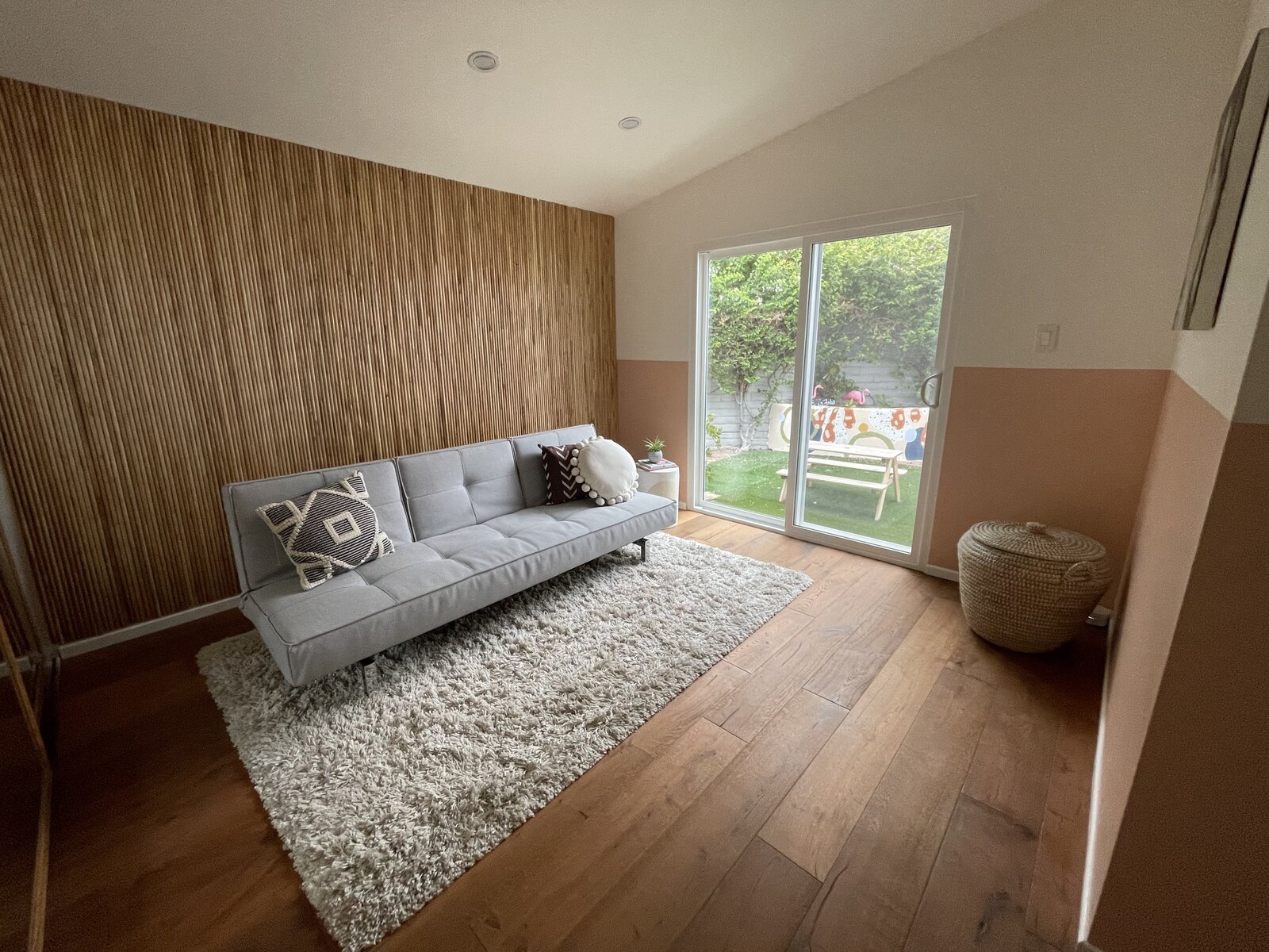 Photo 9 of 11 in The Z-Bloc Mid-Century Modern Home by Joel Gator Warsh ...