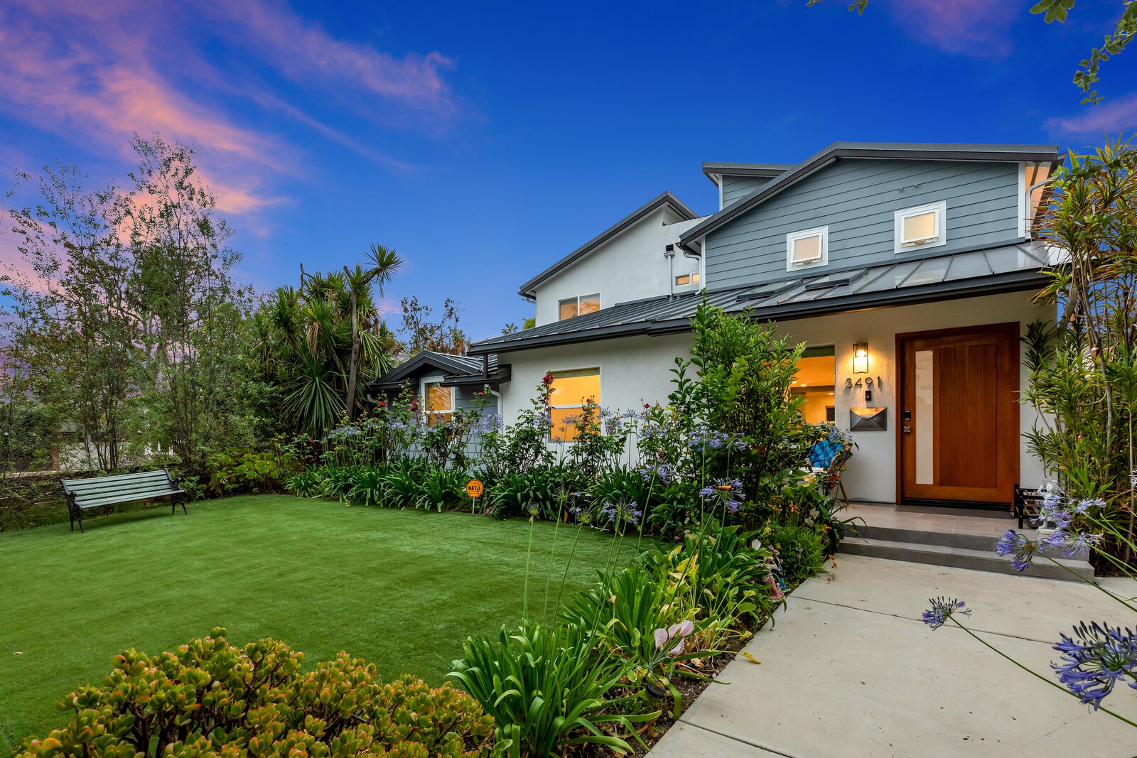 Photo 1 of 8 in 3491 McLaughlin Ave | Mar Vista by Brian Selem - Dwell