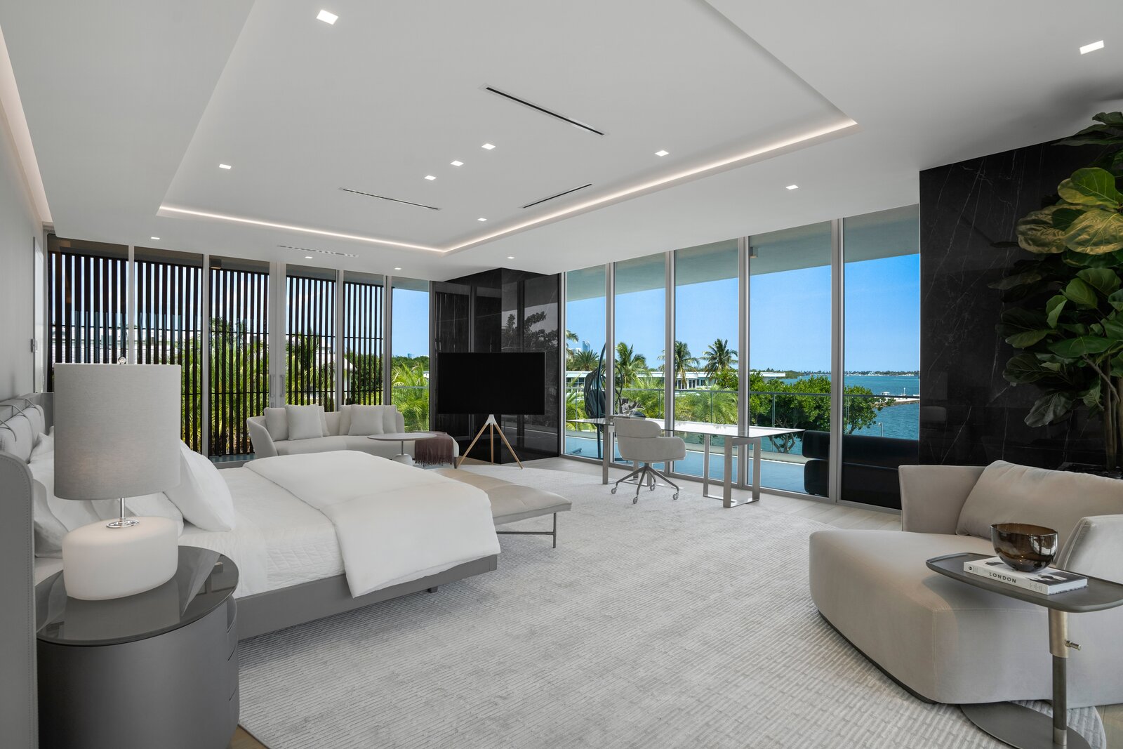 Photo 6 of 10 in Putting Green, Epic Rooftop Getaway and Yacht Docking ...