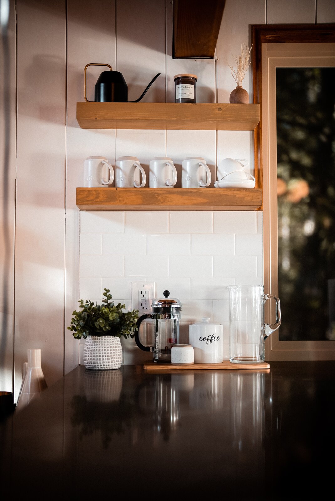 Photo 6 of 16 in The Lightfoot Cabin by Chase Charifa - Dwell