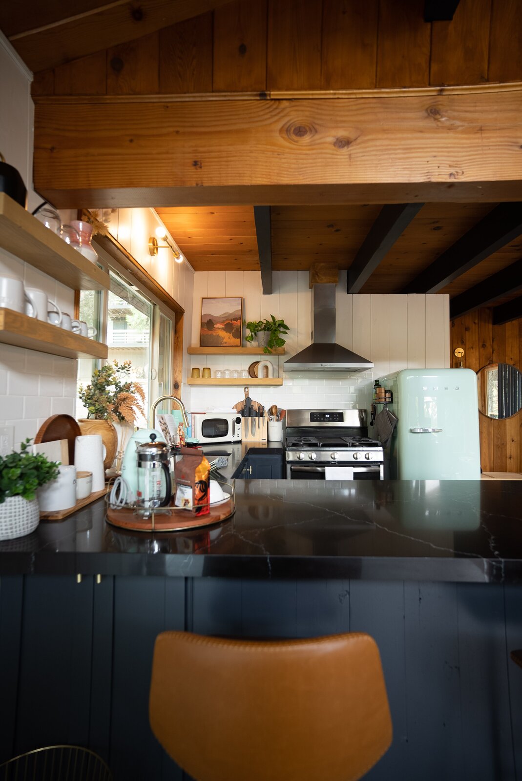 Photo 15 of 16 in The Lightfoot Cabin by Chase Charifa - Dwell