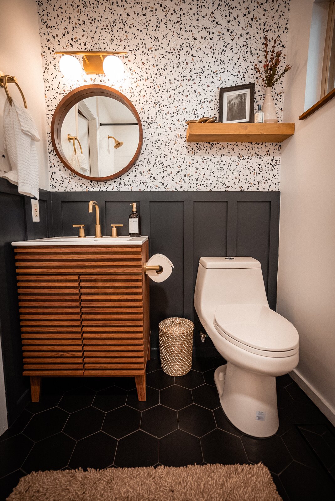 Photo 14 of 16 in The Lightfoot Cabin by Chase Charifa - Dwell