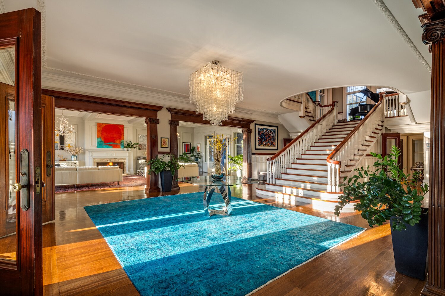 Photo 7 of 9 in Daybreak: Historic Montclair Residence Famously Featured in The Sopranos by Luxe ...