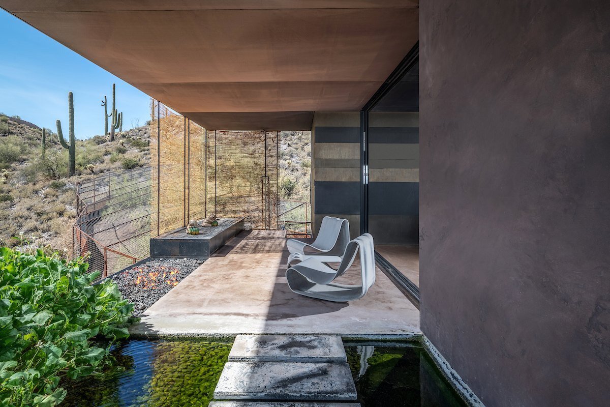 Photo 17 of 20 in Hidden Valley Desert House by Matt Kowalewski - Dwell