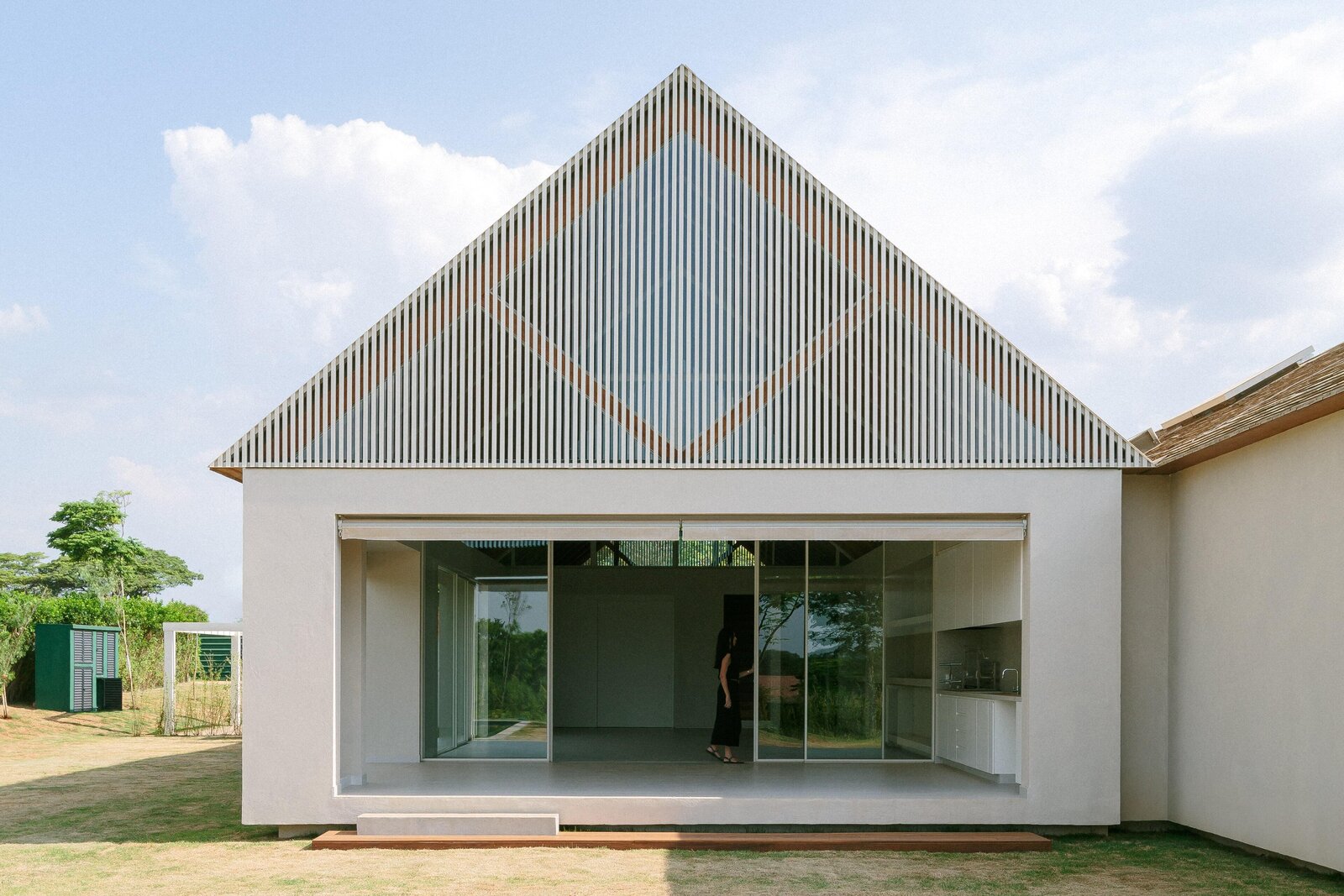 Photo 15 of 16 in Casa PAR by ARCHITECTS OFFICE - Dwell