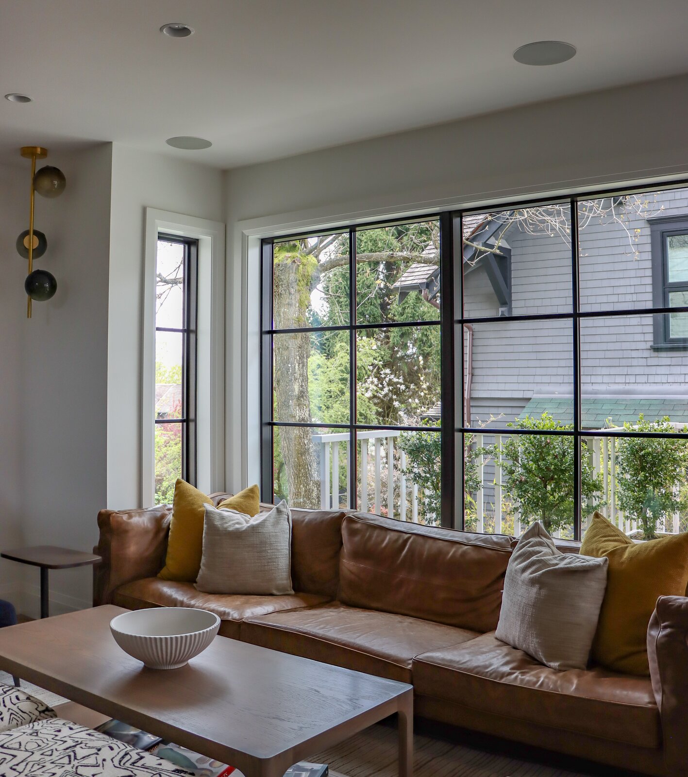 Photo 5 of 6 in Vancouver BC Craftsman Corner - A Home Built By Hand by Kolbe Gallery by ...