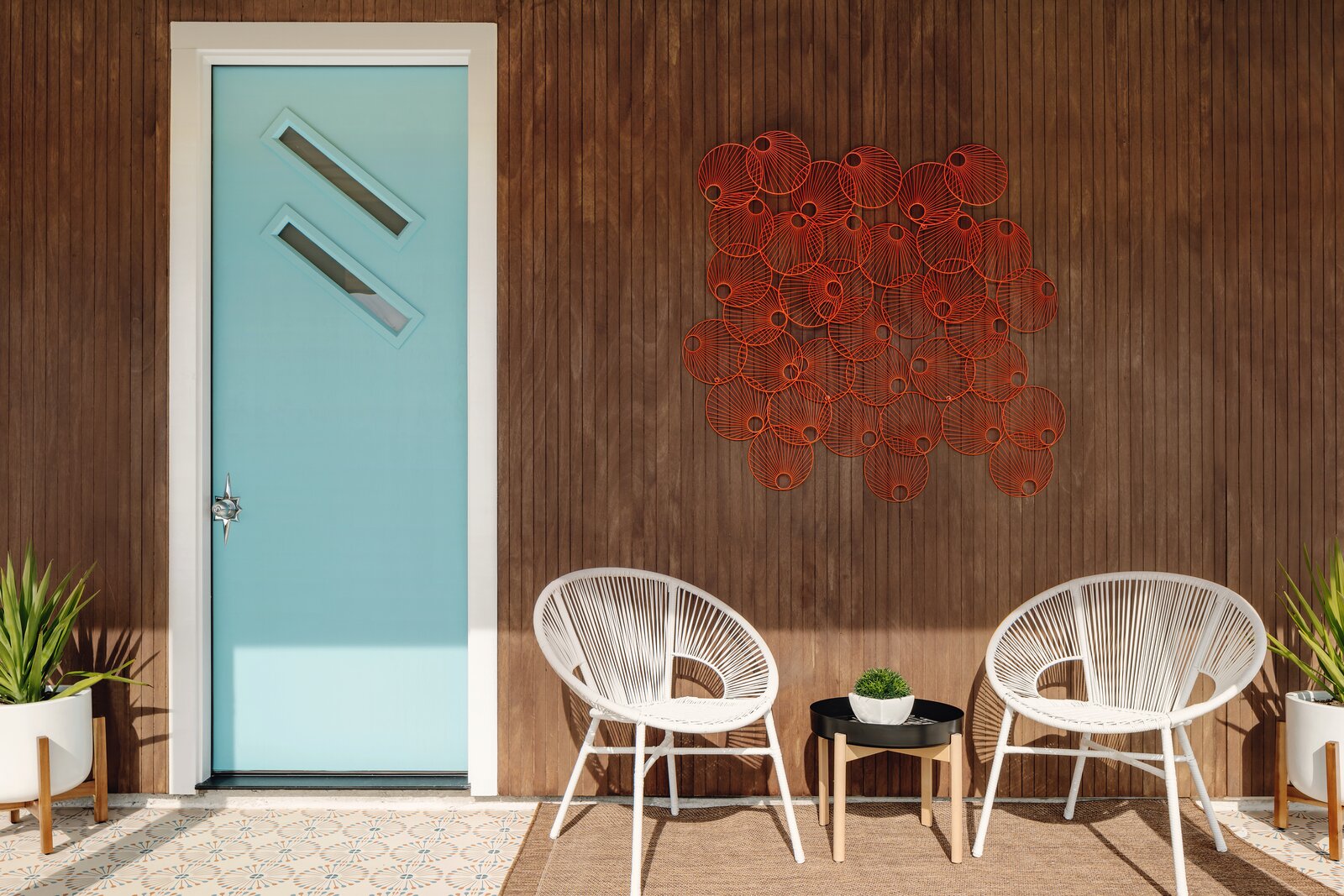 Photo 2 of 12 in Atomic Ranch Magazine Project House by Breathe Design ...