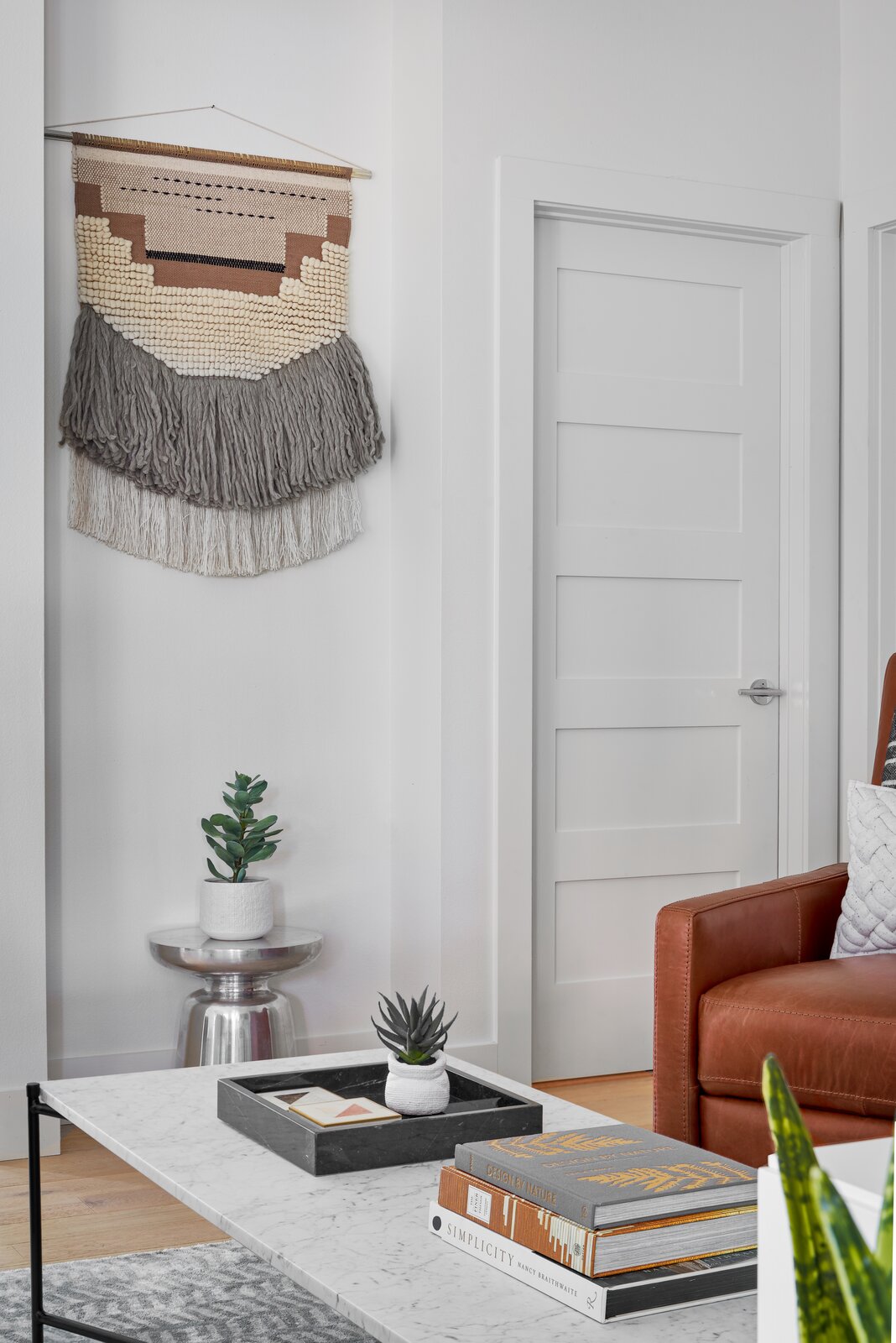 Photo 8 of 12 in Rosedale Warm Modern Rambler Ranch-house by Breathe ...